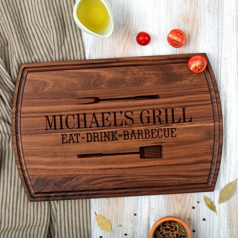 Personalized BBQ Cutting Board - Grill Master