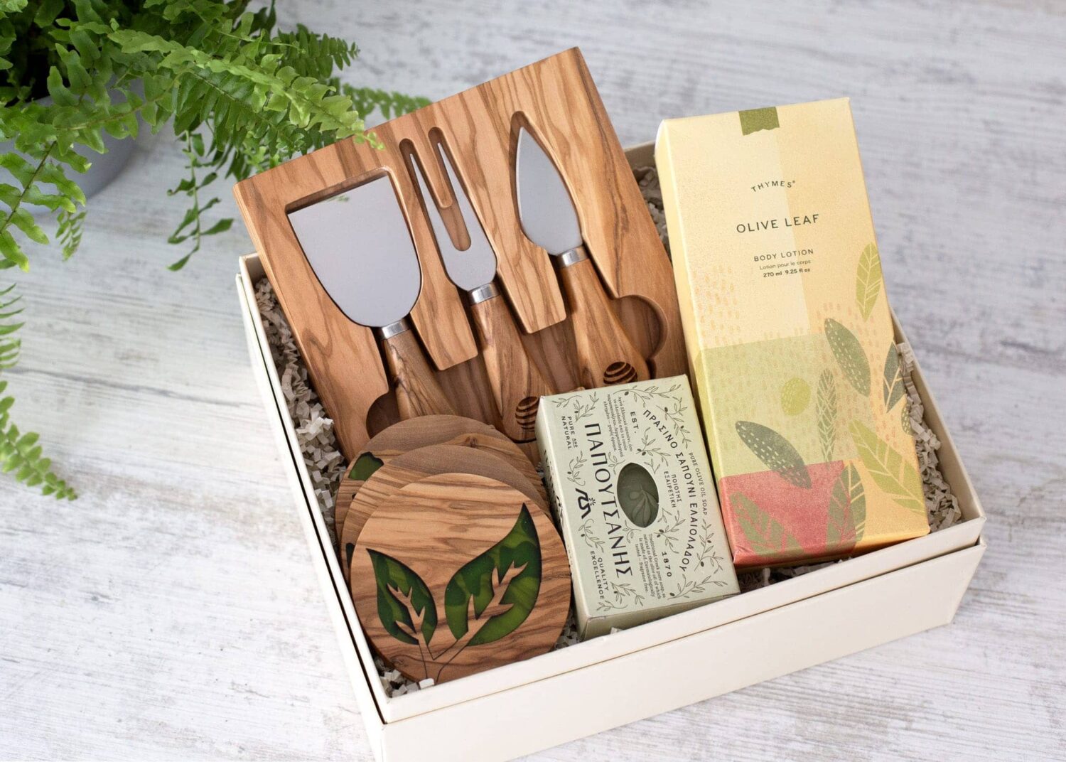 Custom Gift Boxes | Holiday Hampers & Gift Baskets That Impress