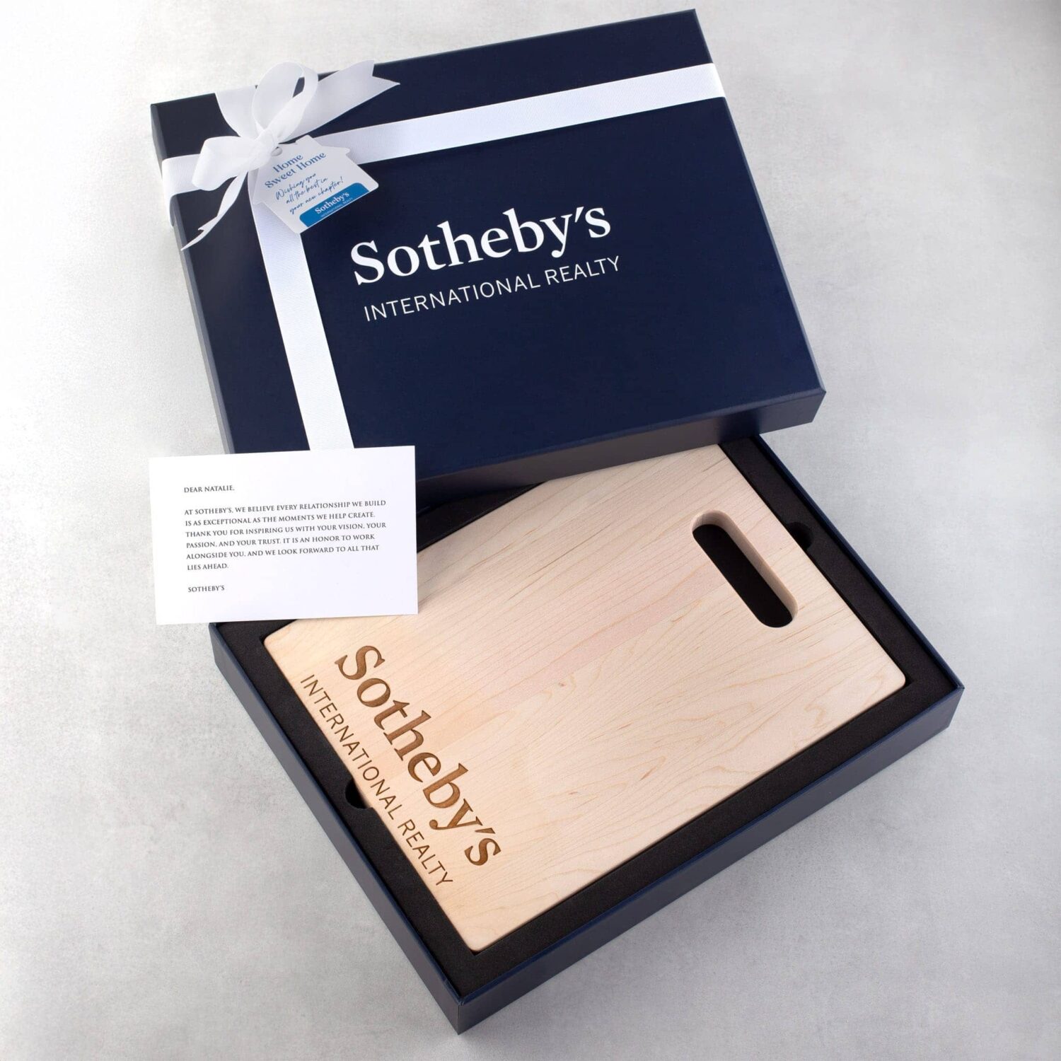 Custom Gift Boxes | Holiday Hampers & Gift Baskets That Impress